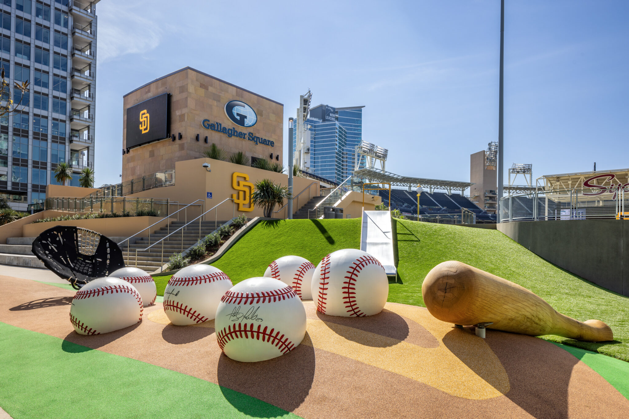 Gallagher Square at Petco Park - GroundLevel Landscape Architecture
