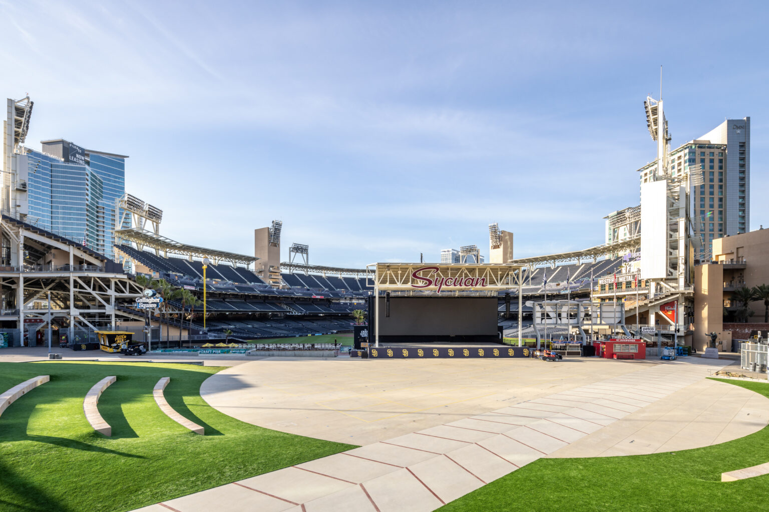 Gallagher Square at Petco Park - GroundLevel Landscape Architecture